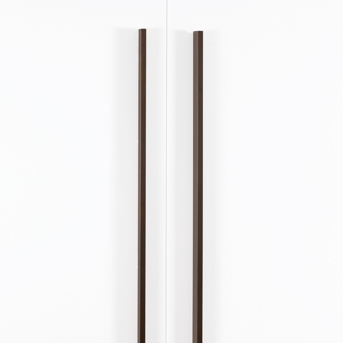 Momo Angle Pull Handle 640mm Metallic Golden Brown – SpecSpace