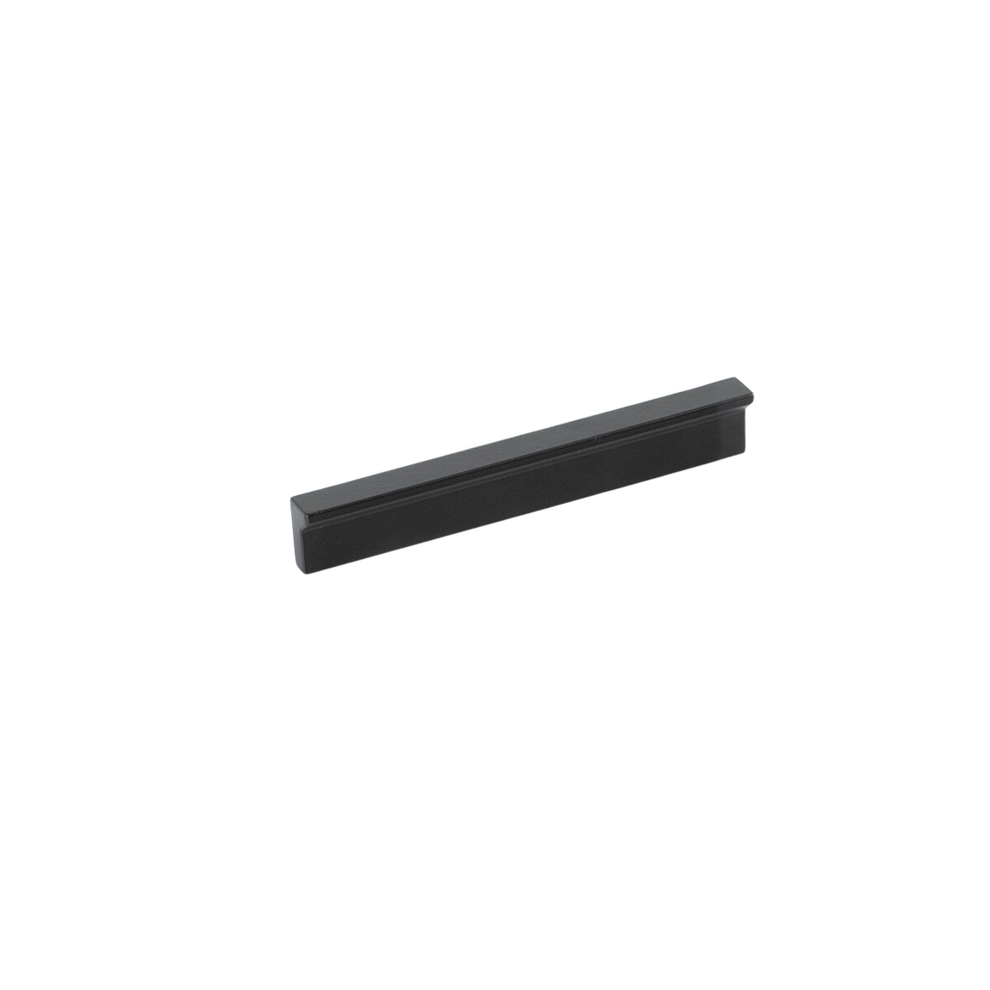 Momo Angle Pull Handle 64mm Matte Black – SpecSpace